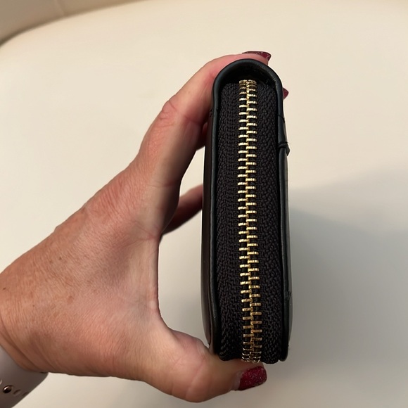 bebe | Bags | Bebe Nwot Ziparound Wallet | Poshmark